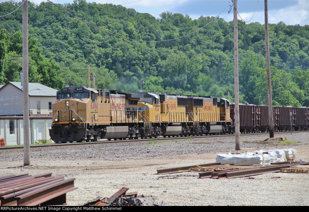Loaded Herzog Rock Train
